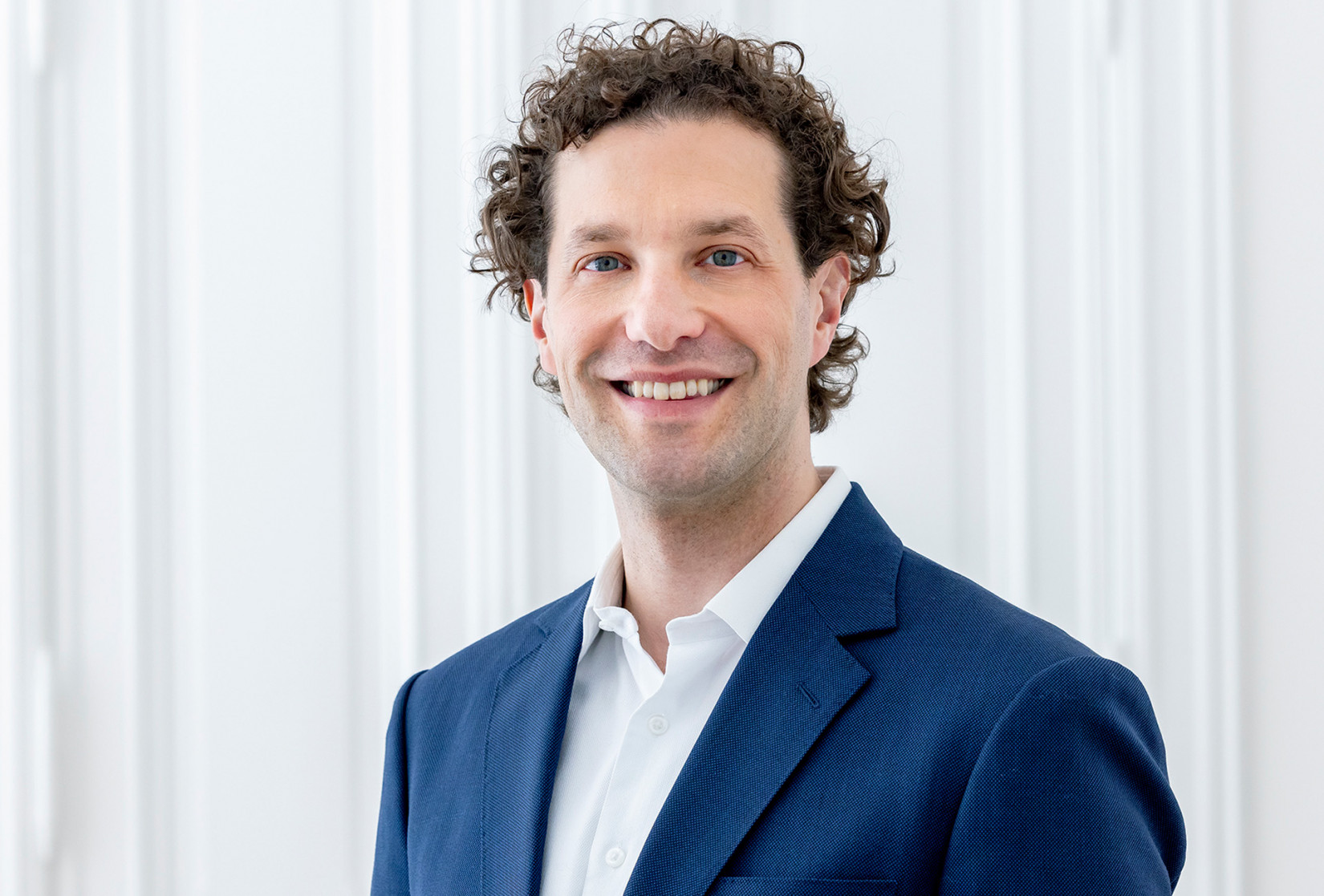 Our Team | Milos Lalosevic | M&A | Corporate Finance